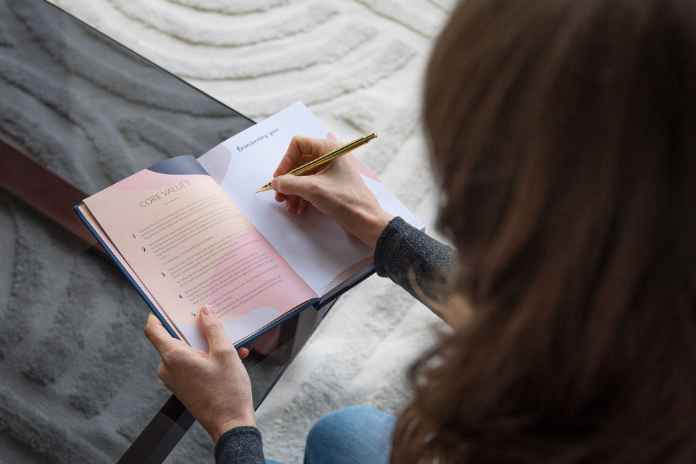 5 Ways to Forge a Deeper Connection With Yourself - Saint Belford AU